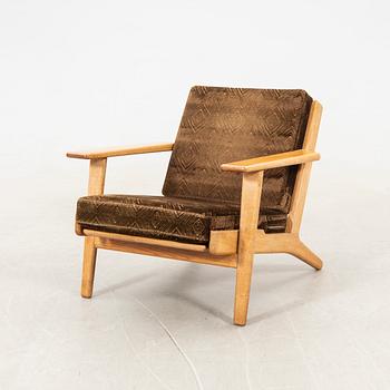 Hans J Wegner, armchair, 'GE 290', Getama, Gedsted, Denmark. - Bukowskis