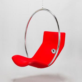 Eero Aarnio, nojatuoli/riipputuoli, "Ring-tuoli". Muotoiltu 2009. - Bukowskis