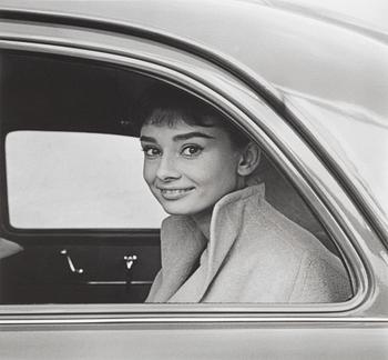 Per-Olow Anderson, "Audrey Hepburn photographed 1955 in Italy". - Bukowskis