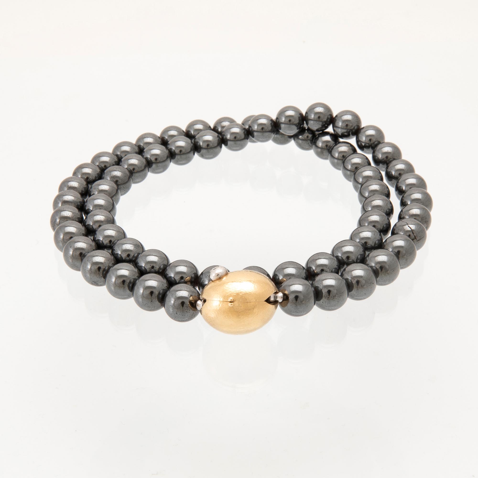 Ole Lynggaard, halsband 2 st med lås 18K guld. - Bukowskis