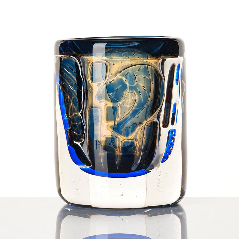 Edvin Öhrström, an "Assyrisk Prinsessa" (Assyrian Princess) ariel glass ...