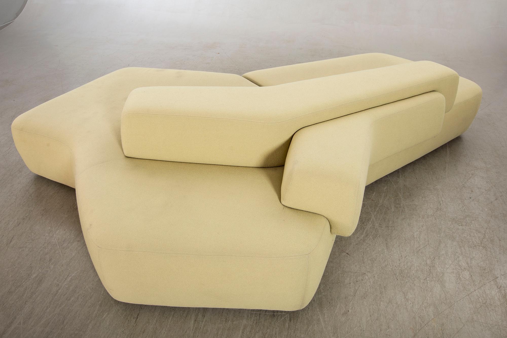 "Rift" Sofa by Patricia Urquiola for Moroso. - Bukowskis