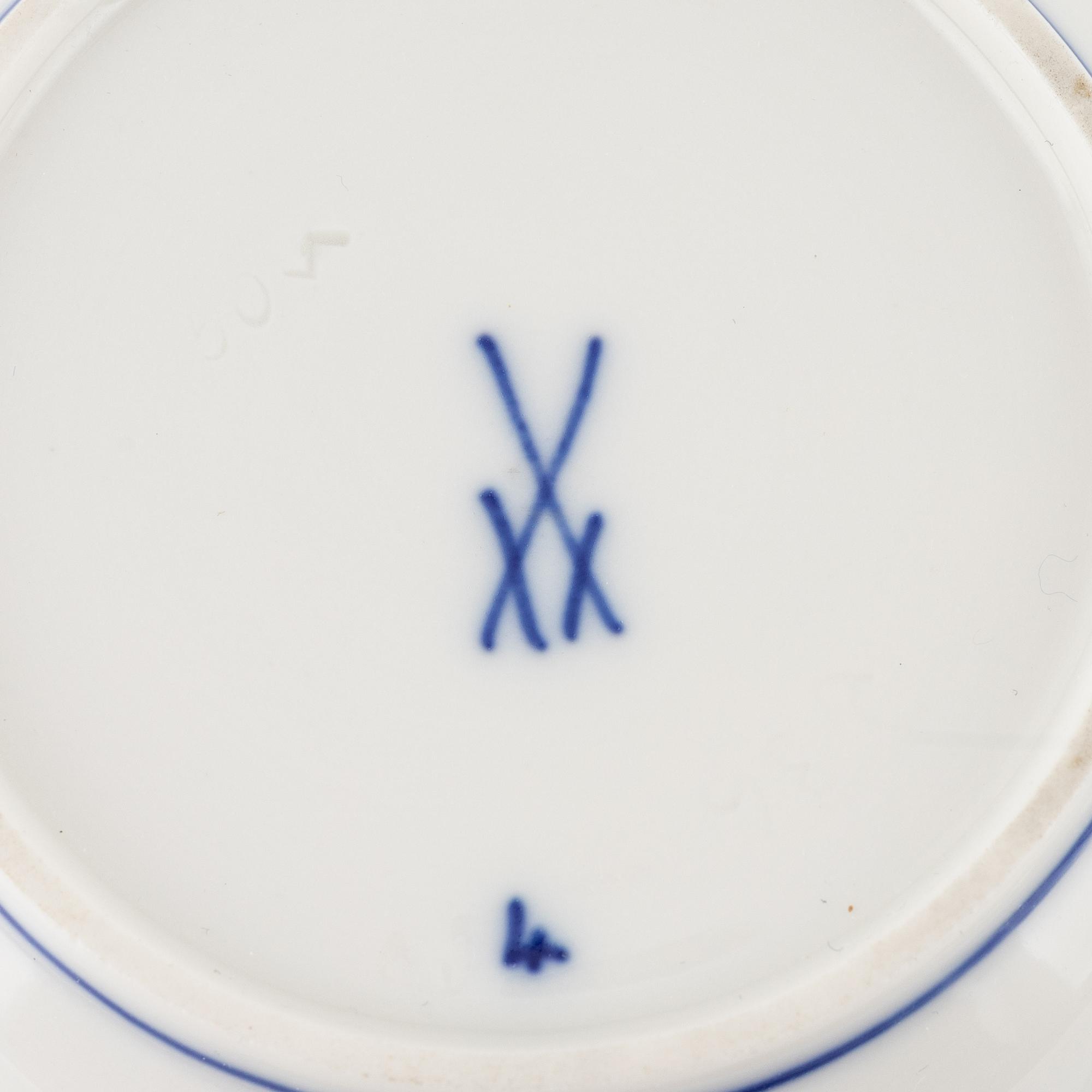 Meissen, a group of nine Zwiebelmuster porcelain pieces, Meissen ...