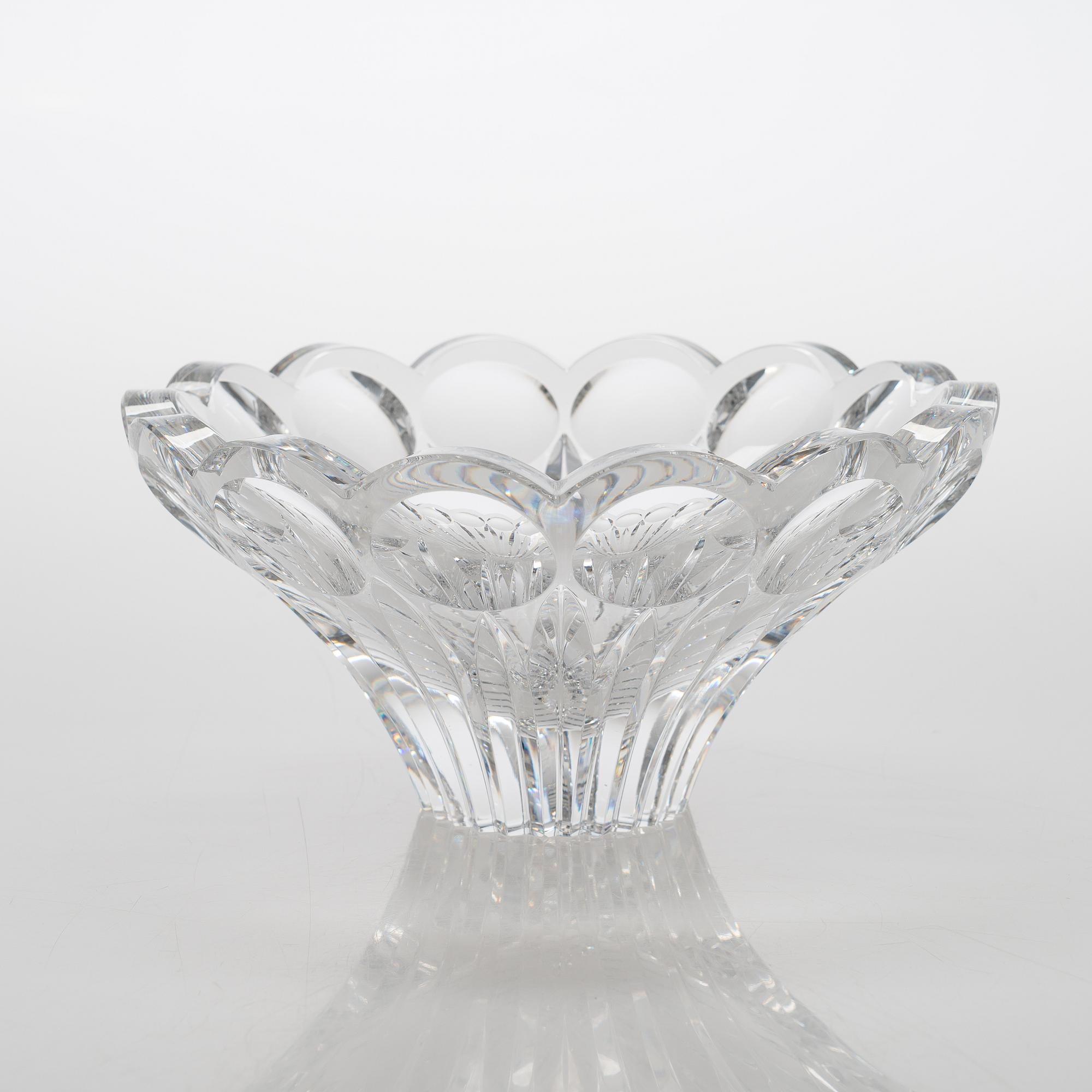 Aimo Okkolin, A cut crystal glass vase, bowl, model 6553, signed Aimo ...