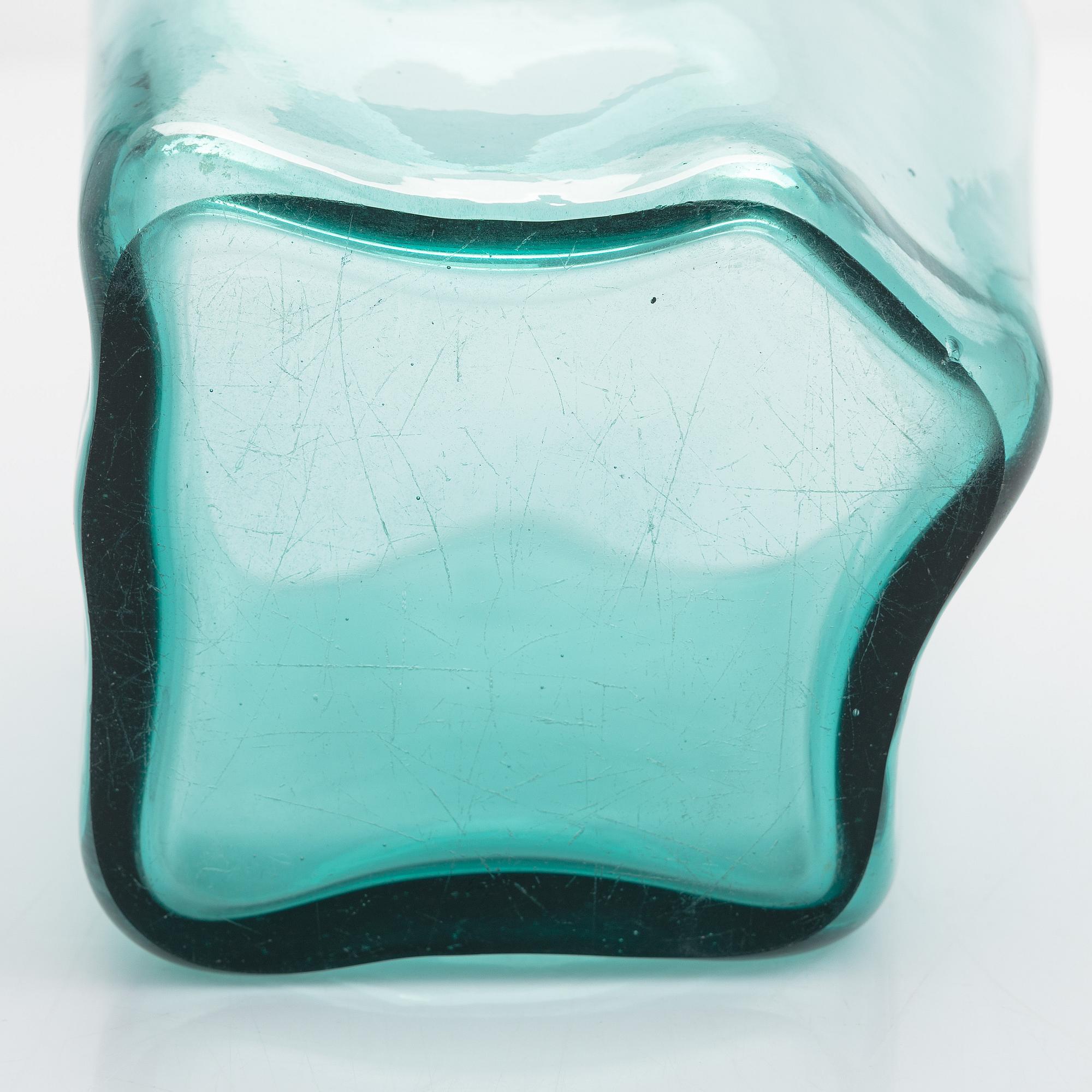 Alvar Aalto, one part of 'Aalto flower' glass sculpture 9767D for ...
