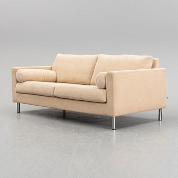 A contemporary sofa from Eilersen. - Bukowskis