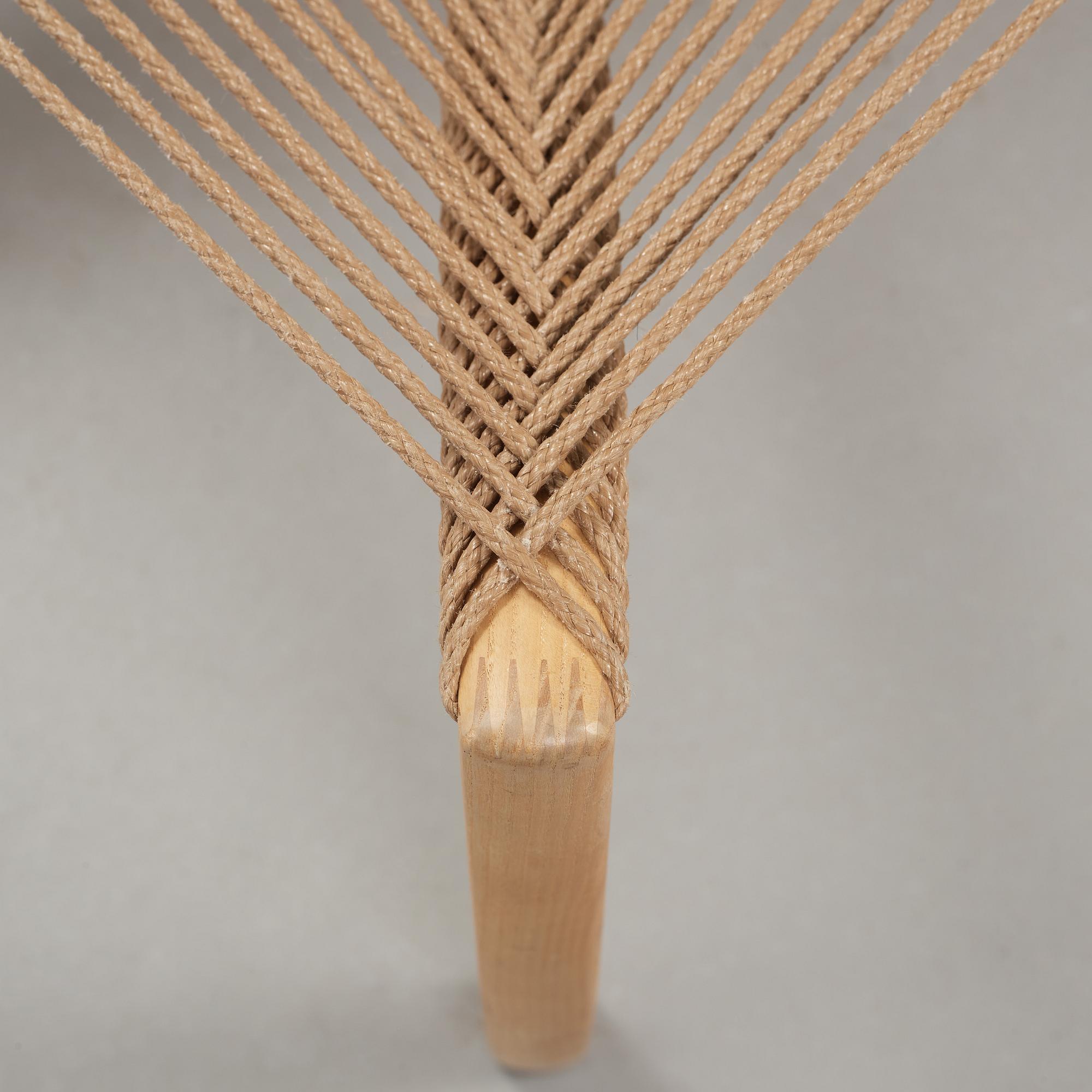 JØRGEN HØVELSKOV, stol "Harpan", JC Snedkeri, Danmark efter 2003 ...