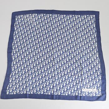 Christian Dior, scarf. - Bukowskis