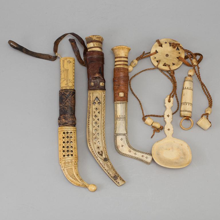 Three traditional sami knives first half of the 20th century. - Bukowskis