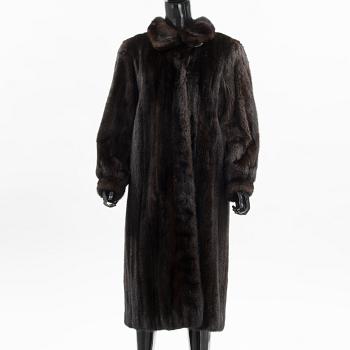 A SAGA MINK FUR COAT. - Bukowskis