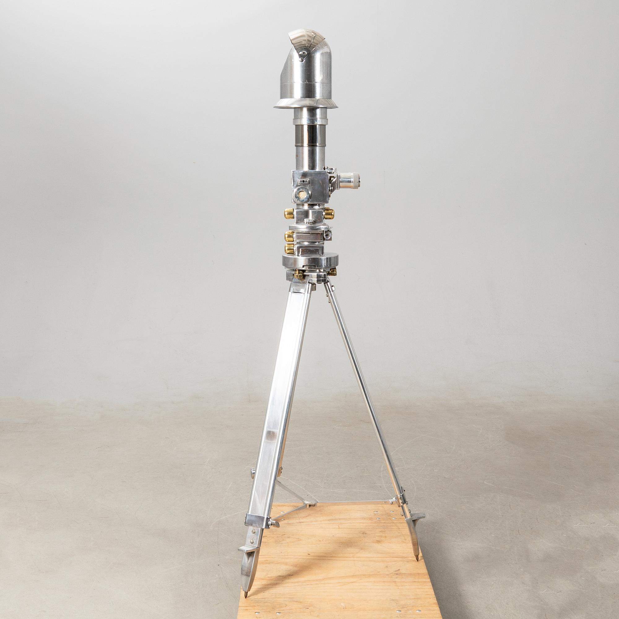 Carl Zeiss Oberkochen, so-called periscope telescope, 1950s Germany. - Bukowskis