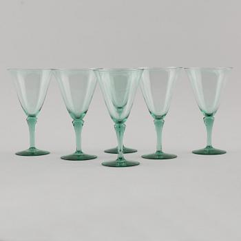 VINGLAS, 6 st, grönt glas, sannolikt Simon Gate. - Bukowskis
