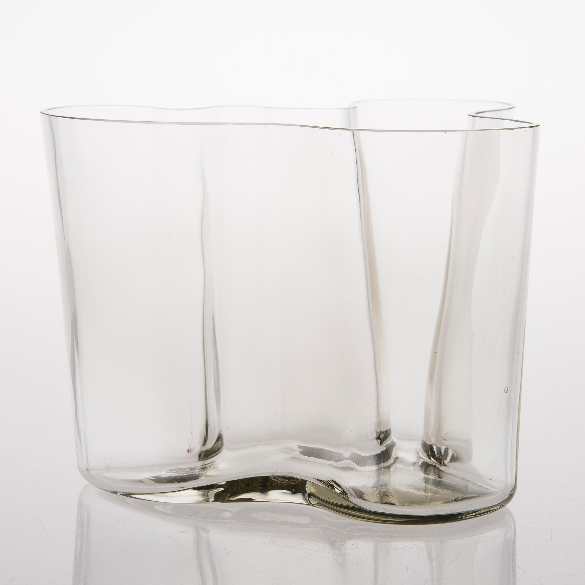 A '3030' vase signed Alvar Aalto, presumably mid-1950s A '3030' vase signed Alvar Aalto, presumably mid-1950s