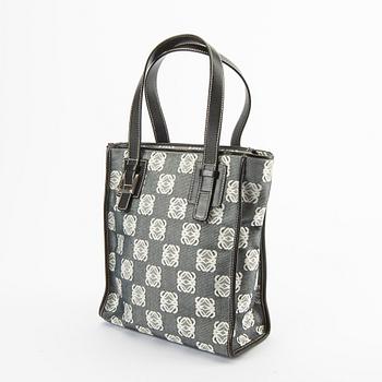Loewe, väska. - Bukowskis