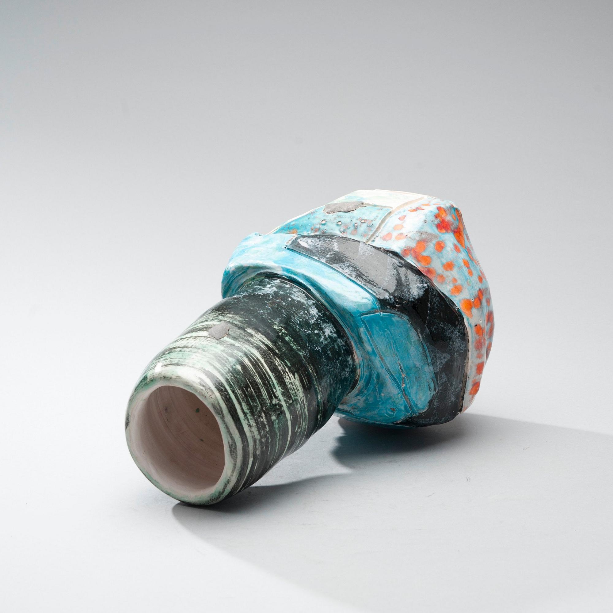 Timothy Persons, A CERAMIC SCULPTURE. - Bukowskis