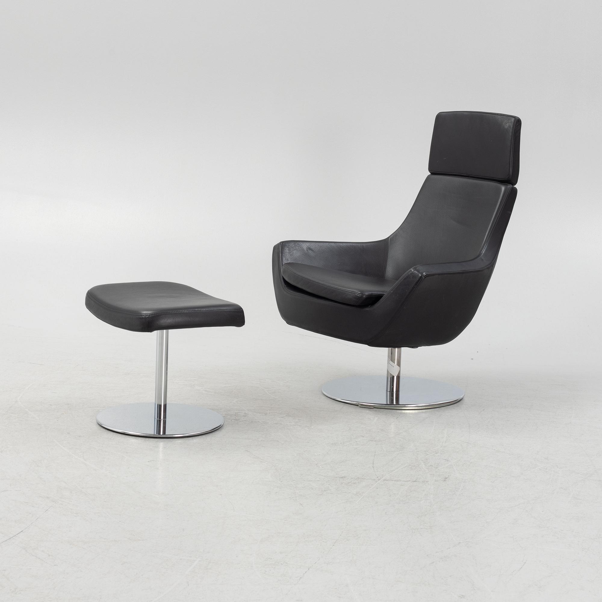 Roger Persson, fåtölj med fotpall, "Happy Swing", Swedese, 2000-tal. - Bukowskis