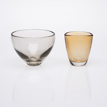 VASER, 2 st. Signerade med syrapenna, Gunnel Nyman, Nuutajärvi Notsjö ...