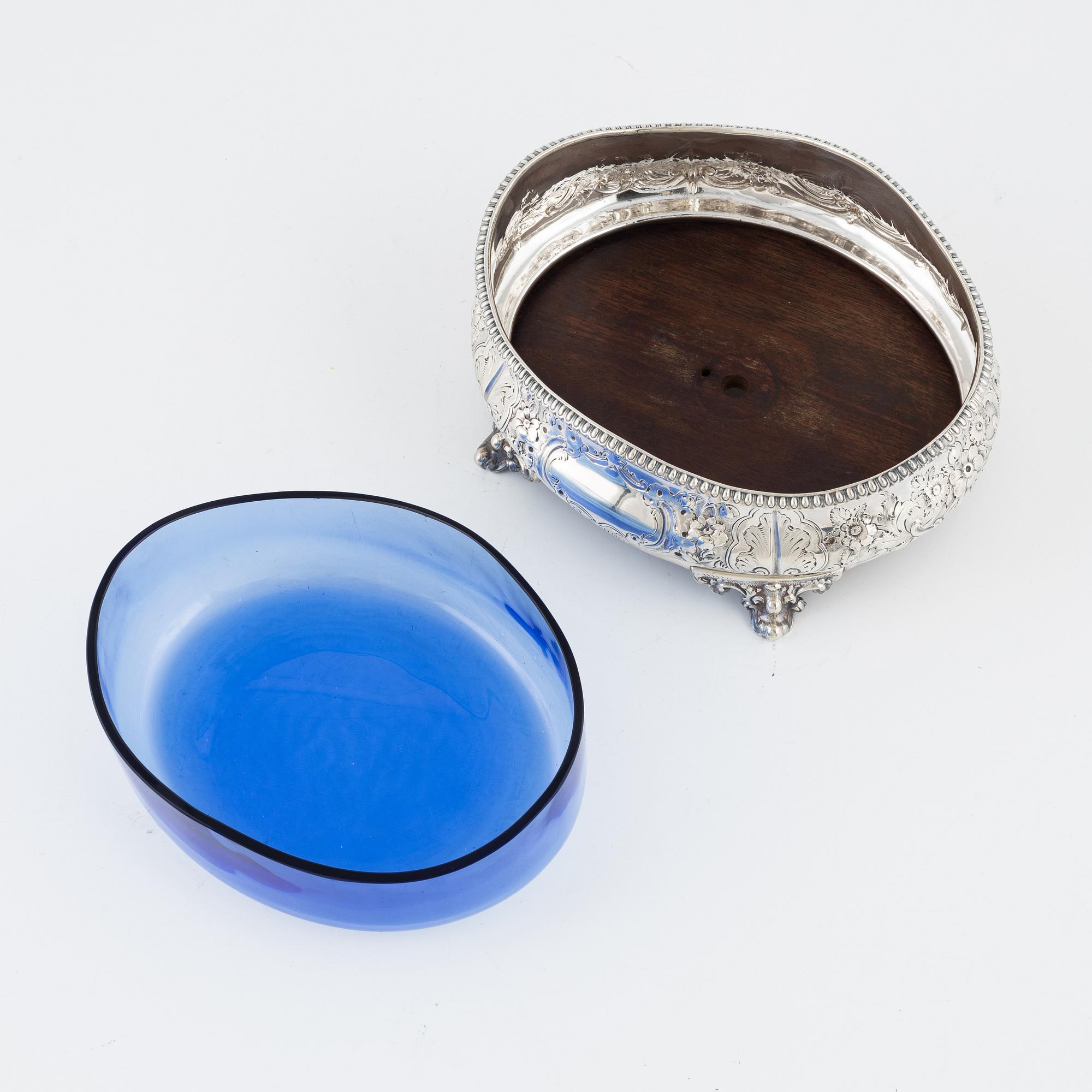 Martin, Hall & Co (Richard Martin & Ebenezer Hall), a silver and glass ...