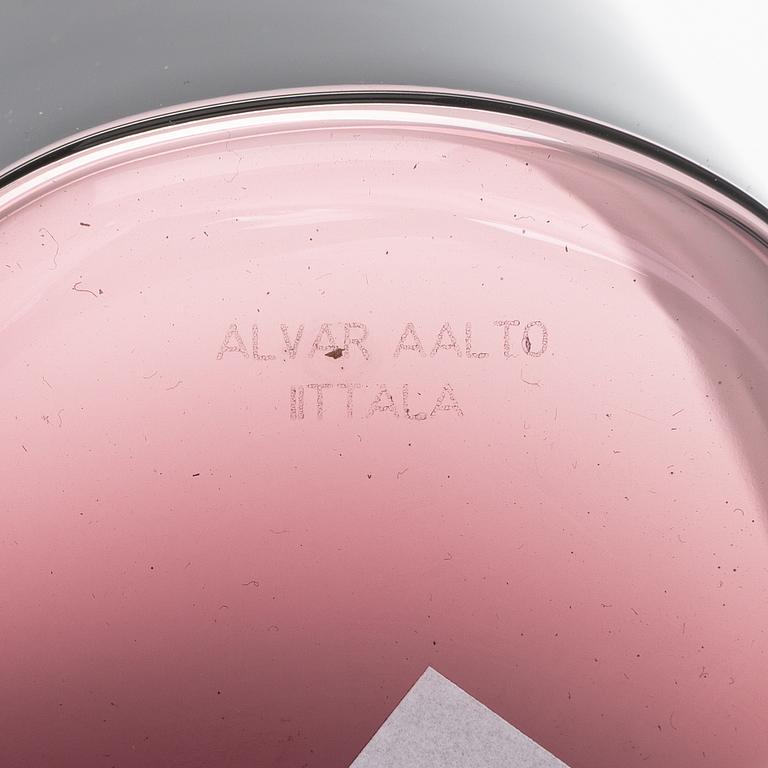 Alvar Aalto, A '3030' vase signed Alvar Aalto. Iittala. - Bukowskis