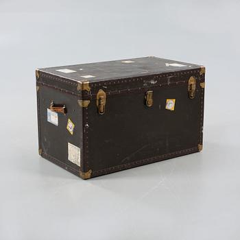 A trunk from Steiger Trunks in New York, early 20th century. - Bukowskis