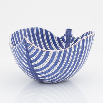 A faiance bowl by Stig Lindberg. - Bukowskis