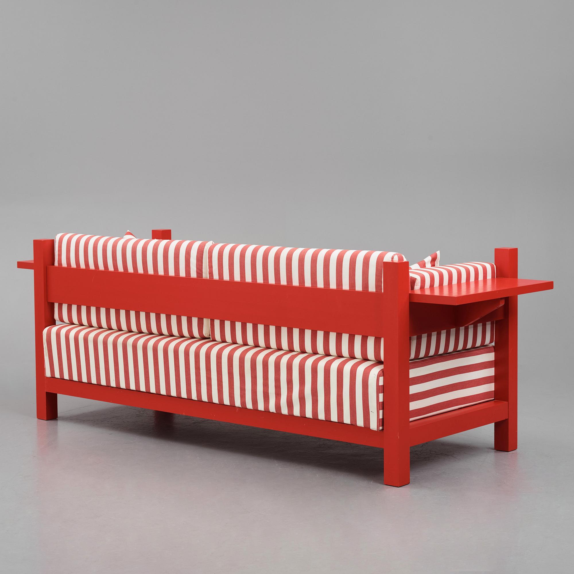 John Kandell, a sofa 'Victory', Källemo, Värnamo post 1990. - Bukowskis