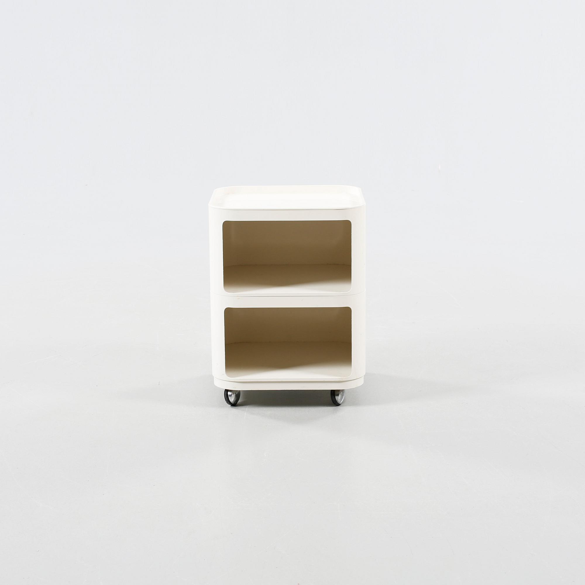 A plastic bedside table "Componibili", Anna Castelli-Ferrieri for ...