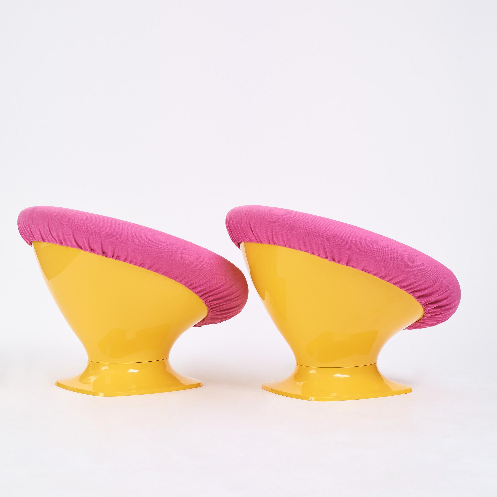 Raphaël Raffel, a pair of easy chairs, France, 1970s. - Bukowskis