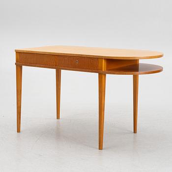 A desk, 1930's/40's. - Bukowskis