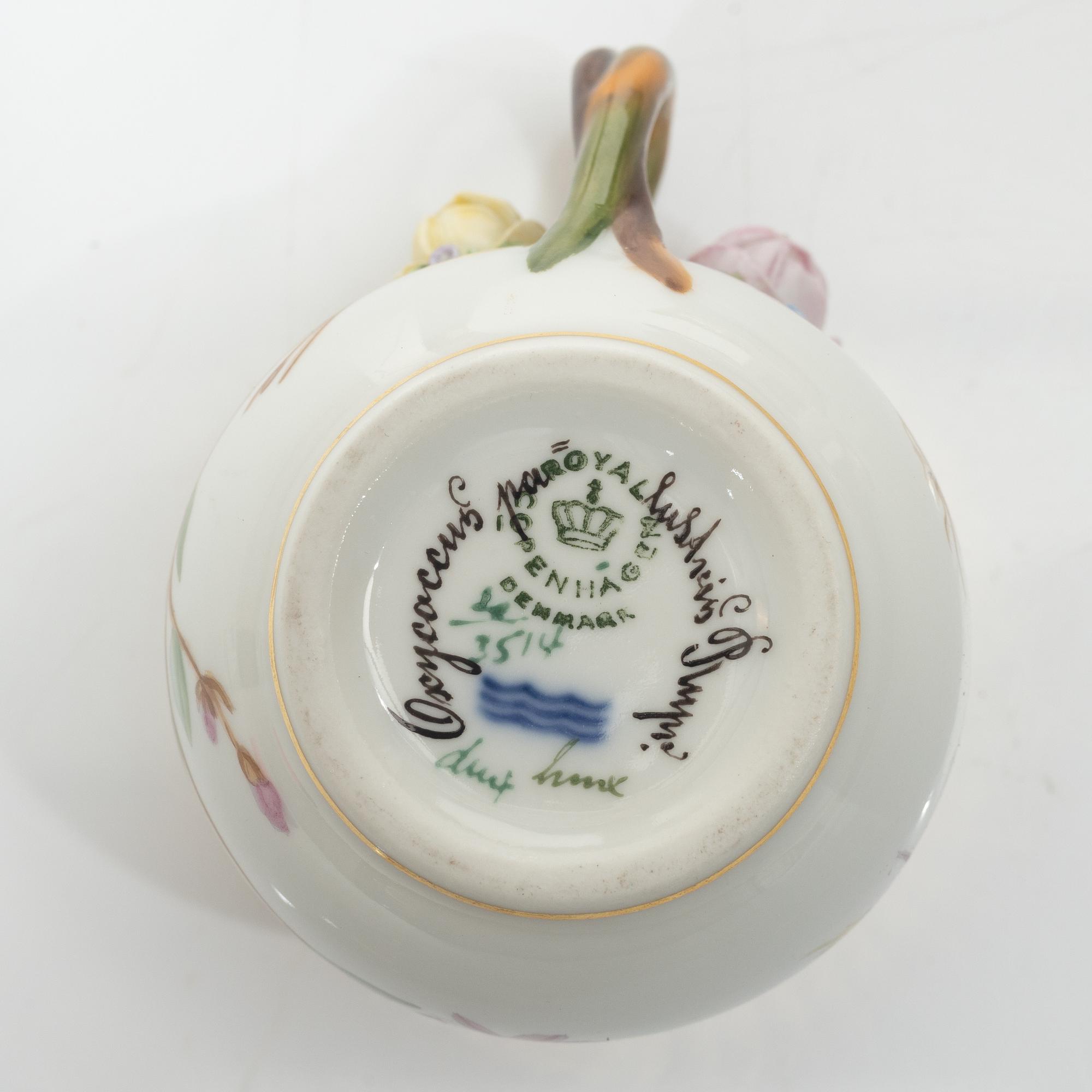 Royal Copenhagen, Crèmekopp med lock och fat, "Flora Danica", Royal ...