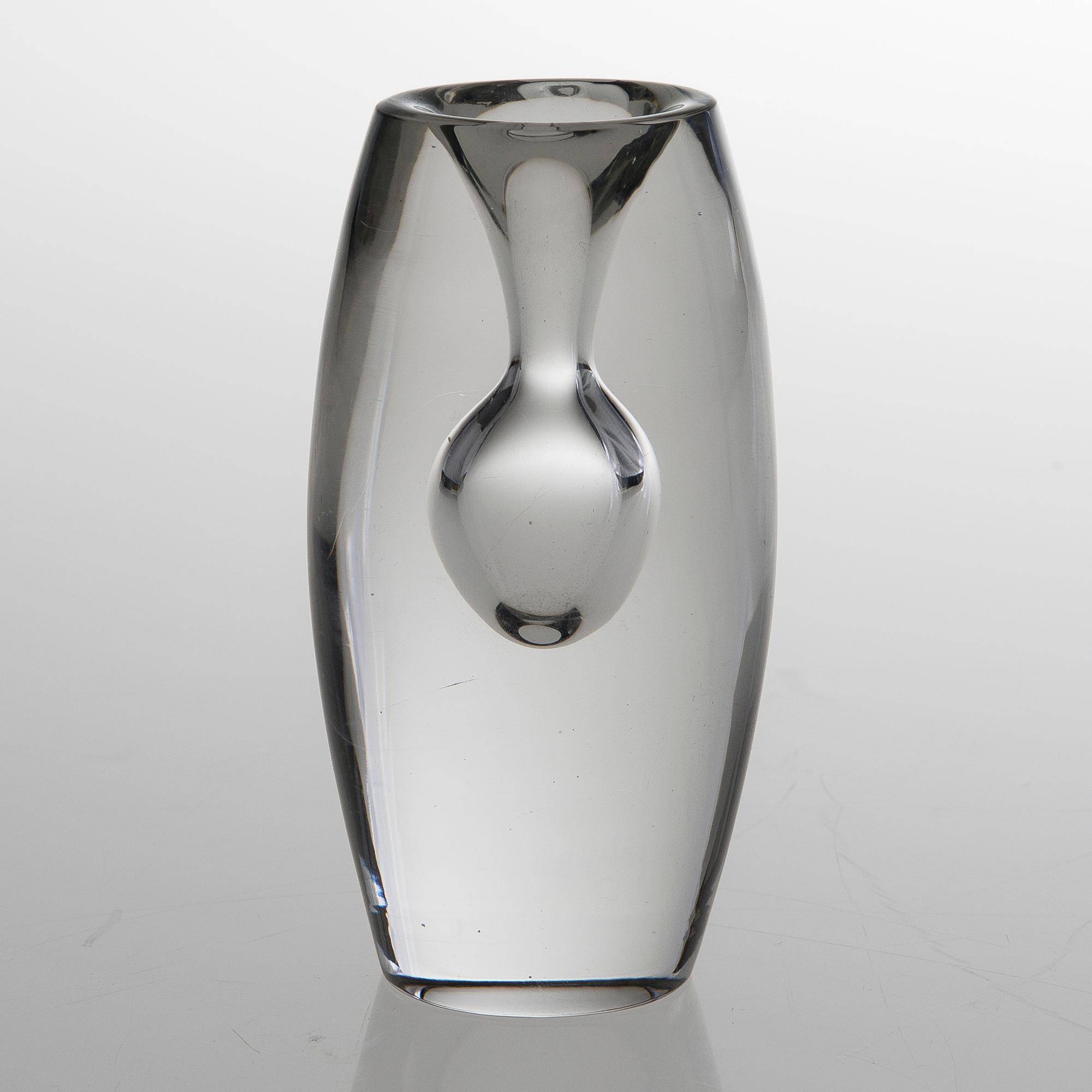 TAPIO WIRKKALA, VAS, A GLASS SKULPTURE. Tokio, 3576. Signed by Tapio ...