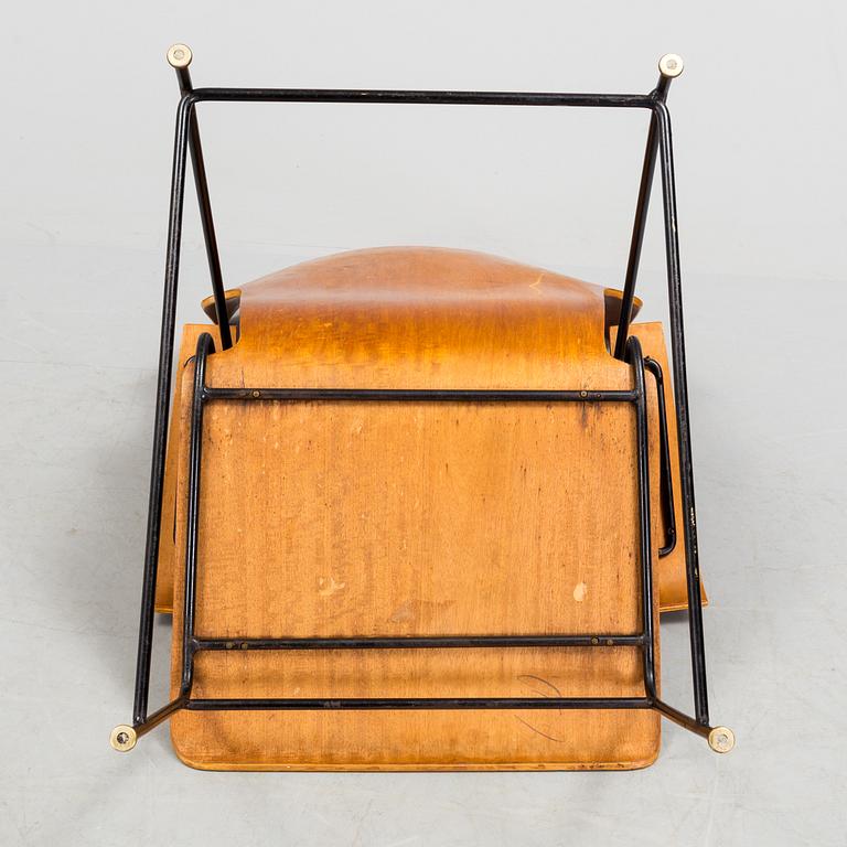 A lounge chair by Bengt Johan Gullberg, designed in 1953. - Bukowskis