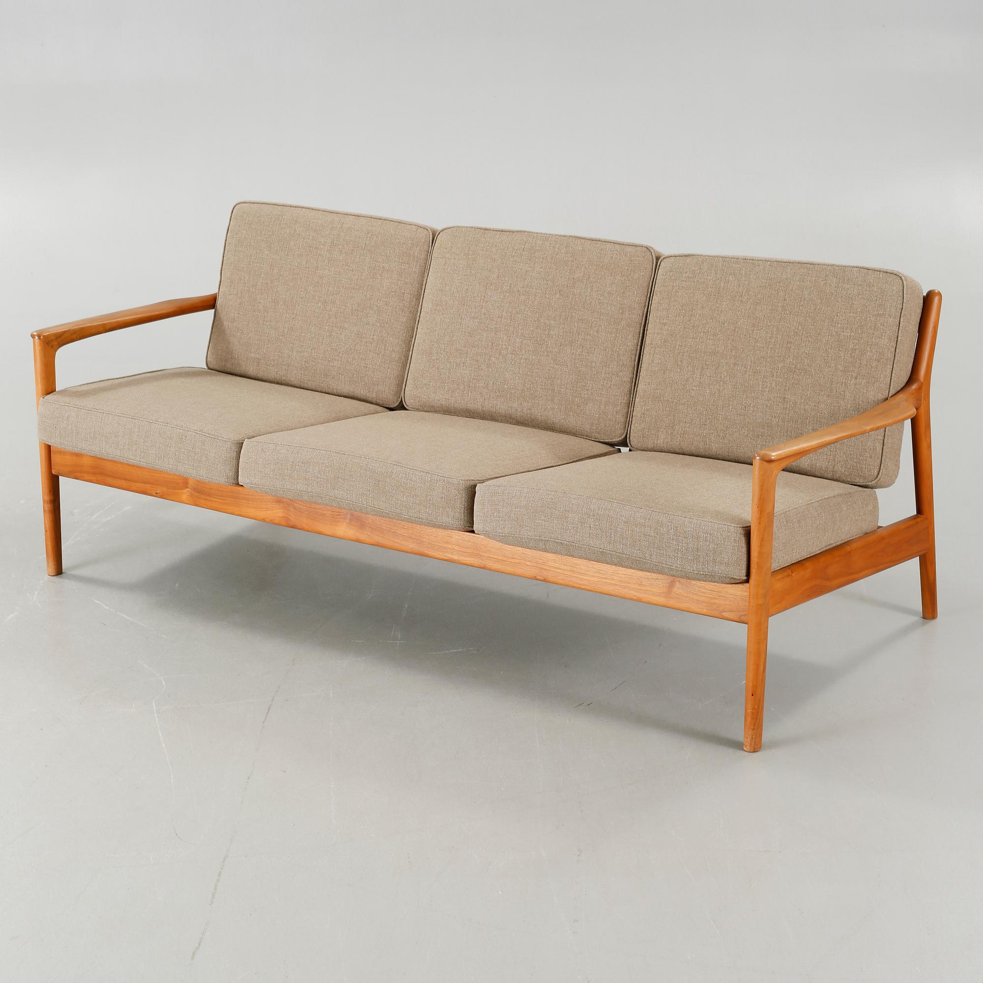 dux sofa