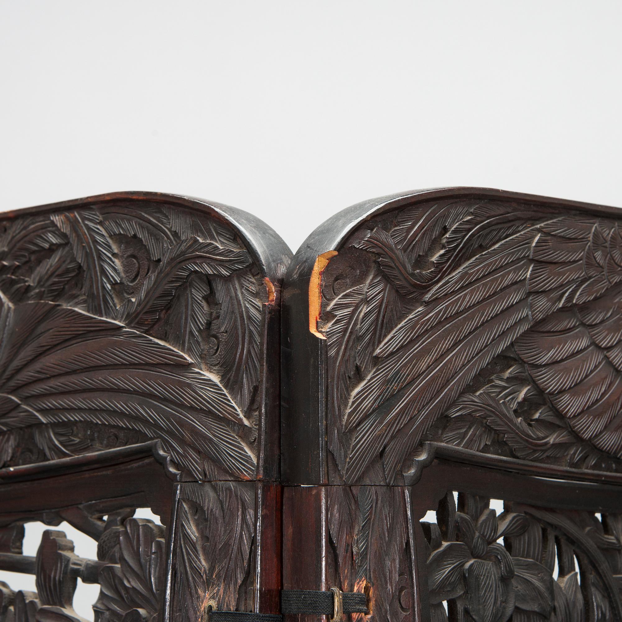 A Japanese folding screen from Meiji period, circa 1900. - Bukowskis