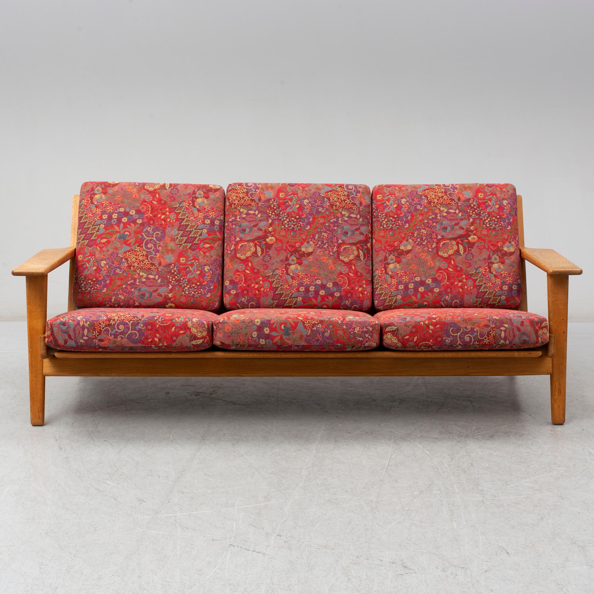 HANS J WEGNER, sofa, 'GE 290', Getama, Gedsted, Denmark. - Bukowskis