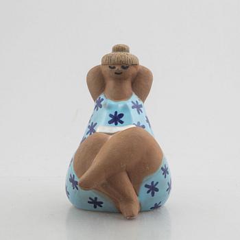 Lisa Larson, a stoneware figurine, "Emma", from the series "ABC-flickorna", Gustavsberg. - Bukowskis