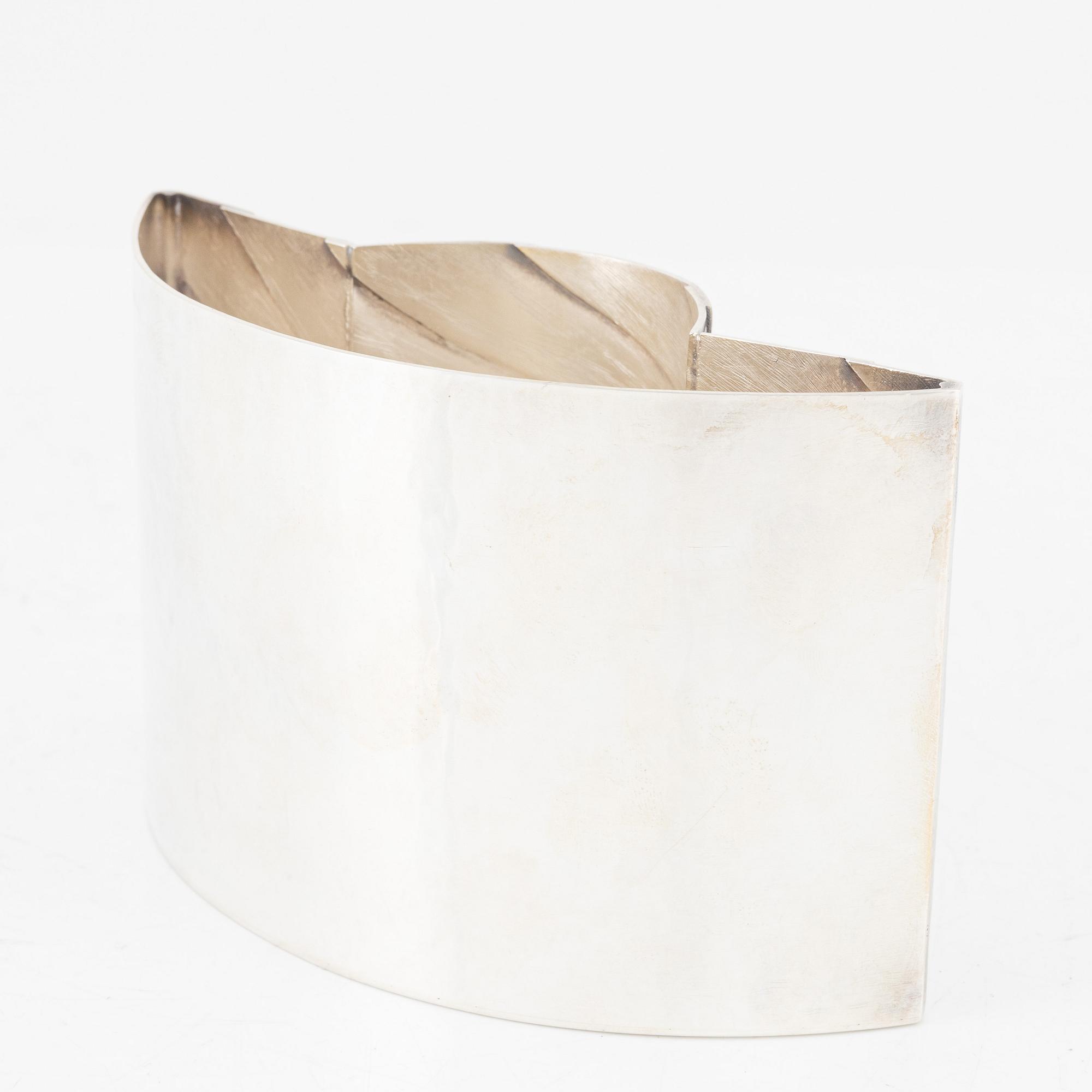 Josefine Davidsson, en vas samt tre ströare, Josefine Davidsson ...