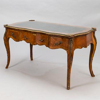 A mid-20th century French writing table. - Bukowskis
