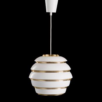 A Beehive A331 Ceiling Light by Valaisinpaja. - Bukowskis
