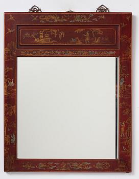 A Chinese mirror, 20th century. - Bukowskis