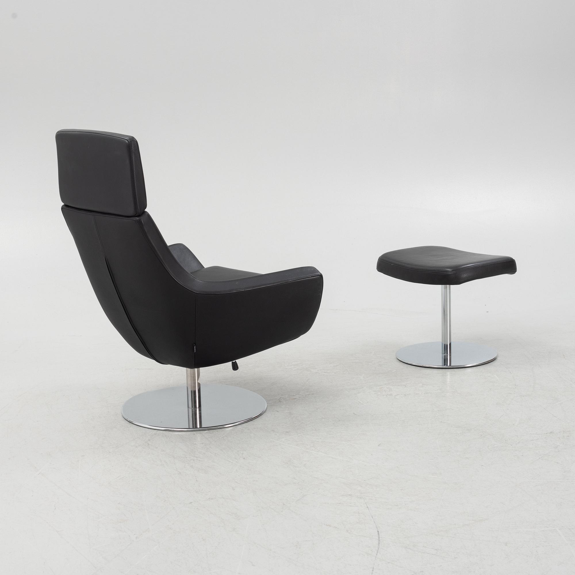 Roger Persson, fåtölj med fotpall, "Happy Swing", Swedese, 2000-tal. - Bukowskis