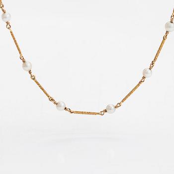 Halsband, 14K guld med odlade pärlor, Helsingfors 1968. - Bukowskis