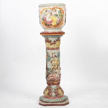 Piedestal, flintgods, Spanien, 1900-talets mitt/andra hälft. - Bukowskis