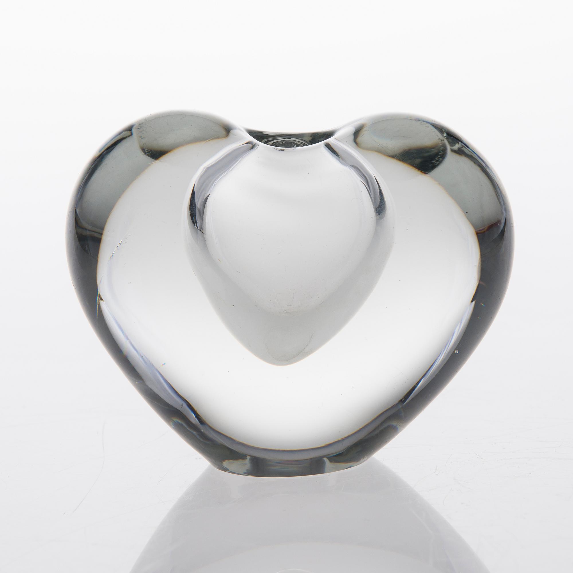 A GLASS SCULPTURE model 3557, signed Timo Sarpaneva - Iittala -55 ...