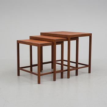 SATSBORD, 3 st, teak, 1900-talets mitt. - Bukowskis