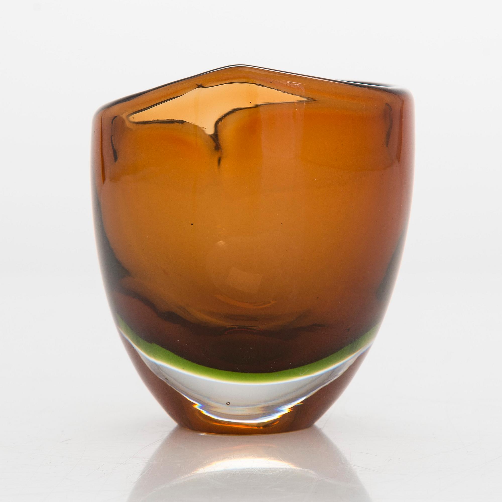 Tapio Wirkkala, An artglass, model 3571. Signed Tapio Wirkkala Iittala ...