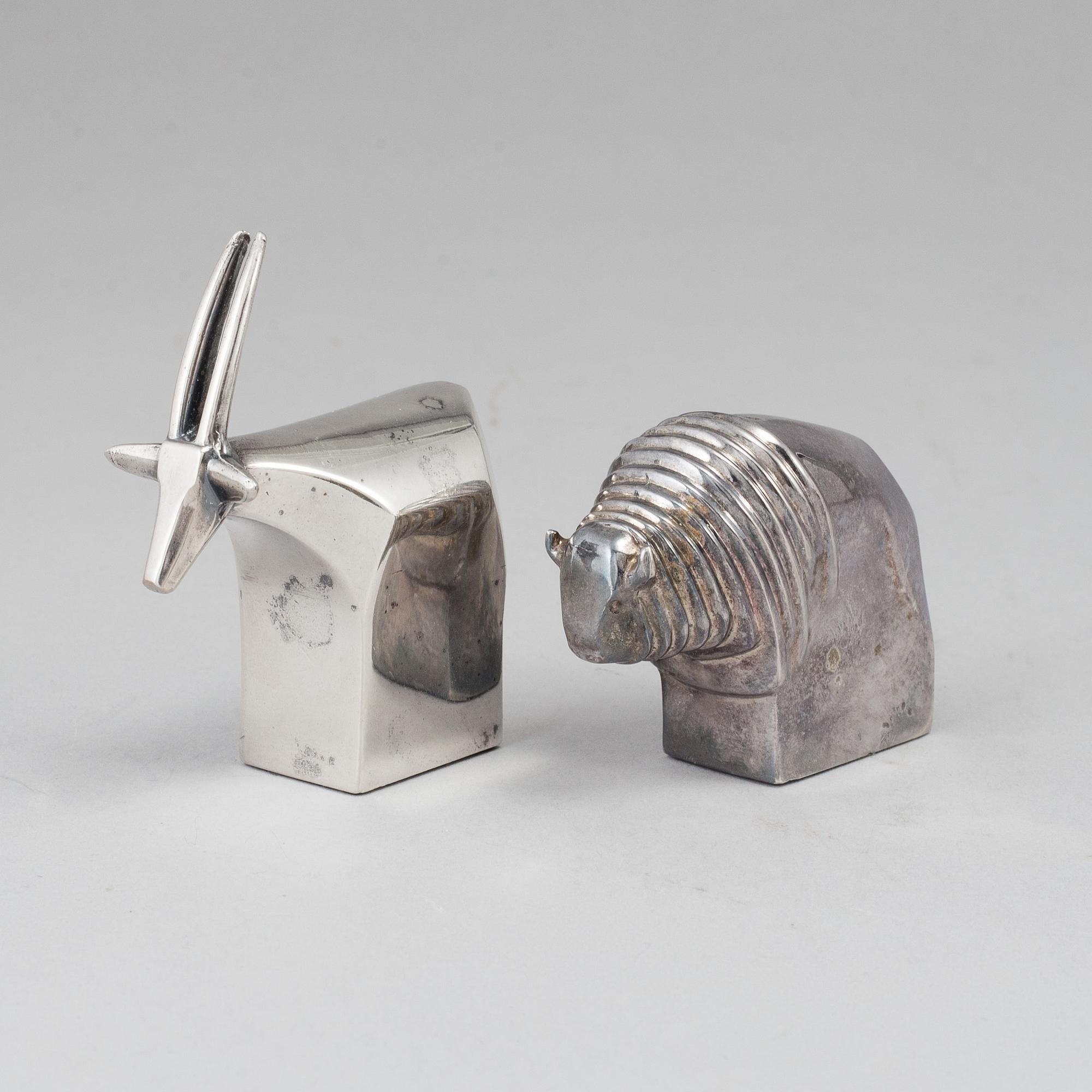Two electro plated zinc figurines from Dansk Designs, Japan. - Bukowskis