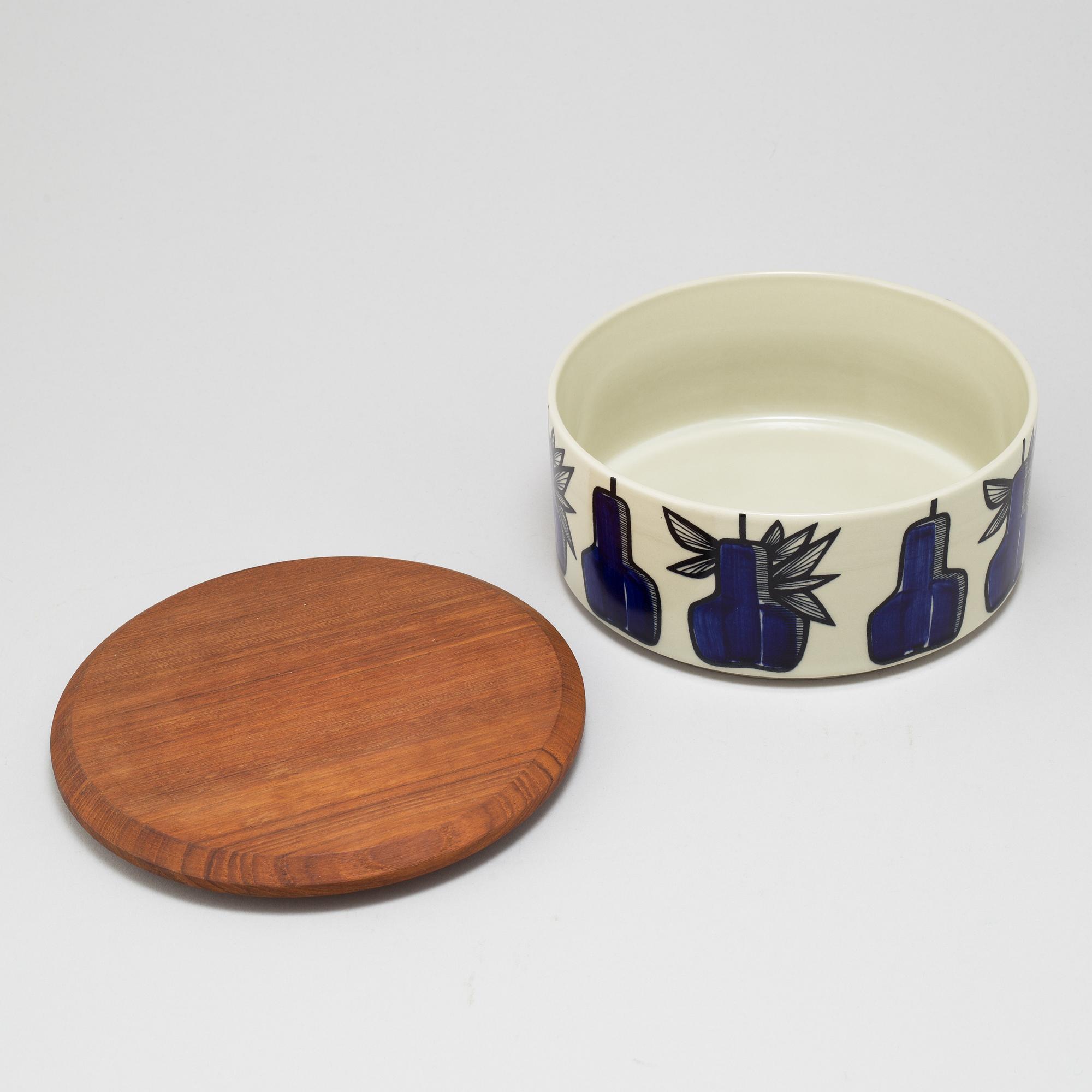 MARIANNE WESTMAN, skål med lock, porslin, Rörstrand, 1960-tal. - Bukowskis