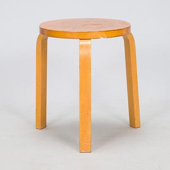 Alvar Aalto, a 1960's 'model 60' stool, Artek, Finland. - Bukowskis