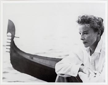 PER-OLOW ANDERSON, pigment print, signed by the estate and 2/5. - Bukowskis